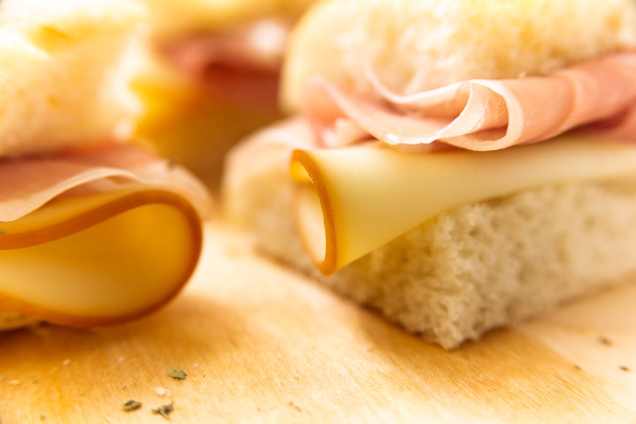 SMOKED TYPICAL ITALIAN PROVOLA CHEESE